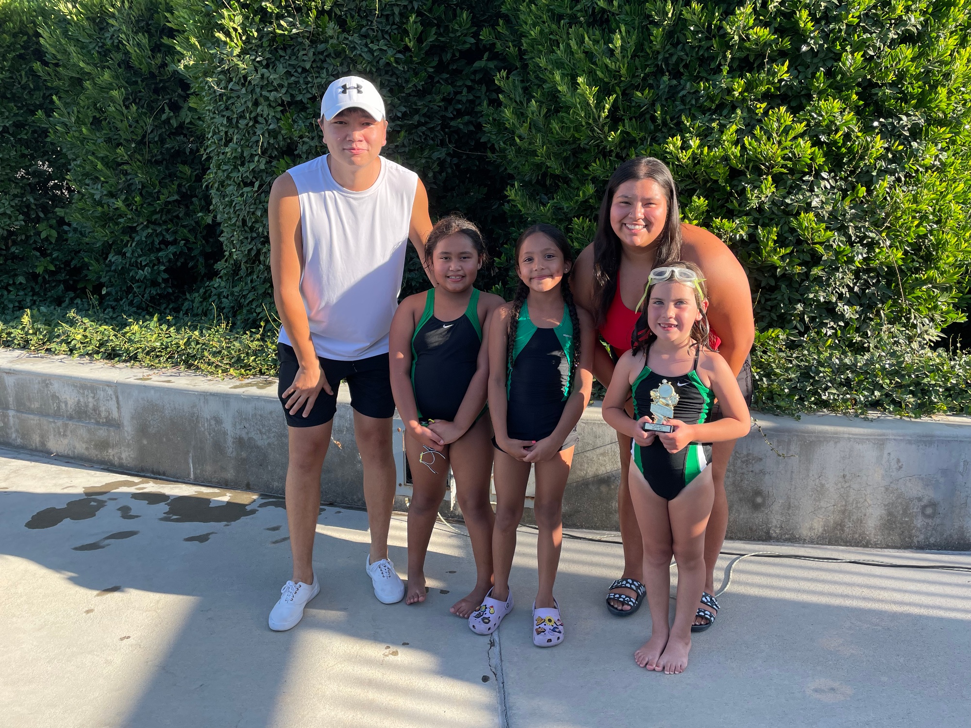 Dinuba Aqua Emps Booster Club Home