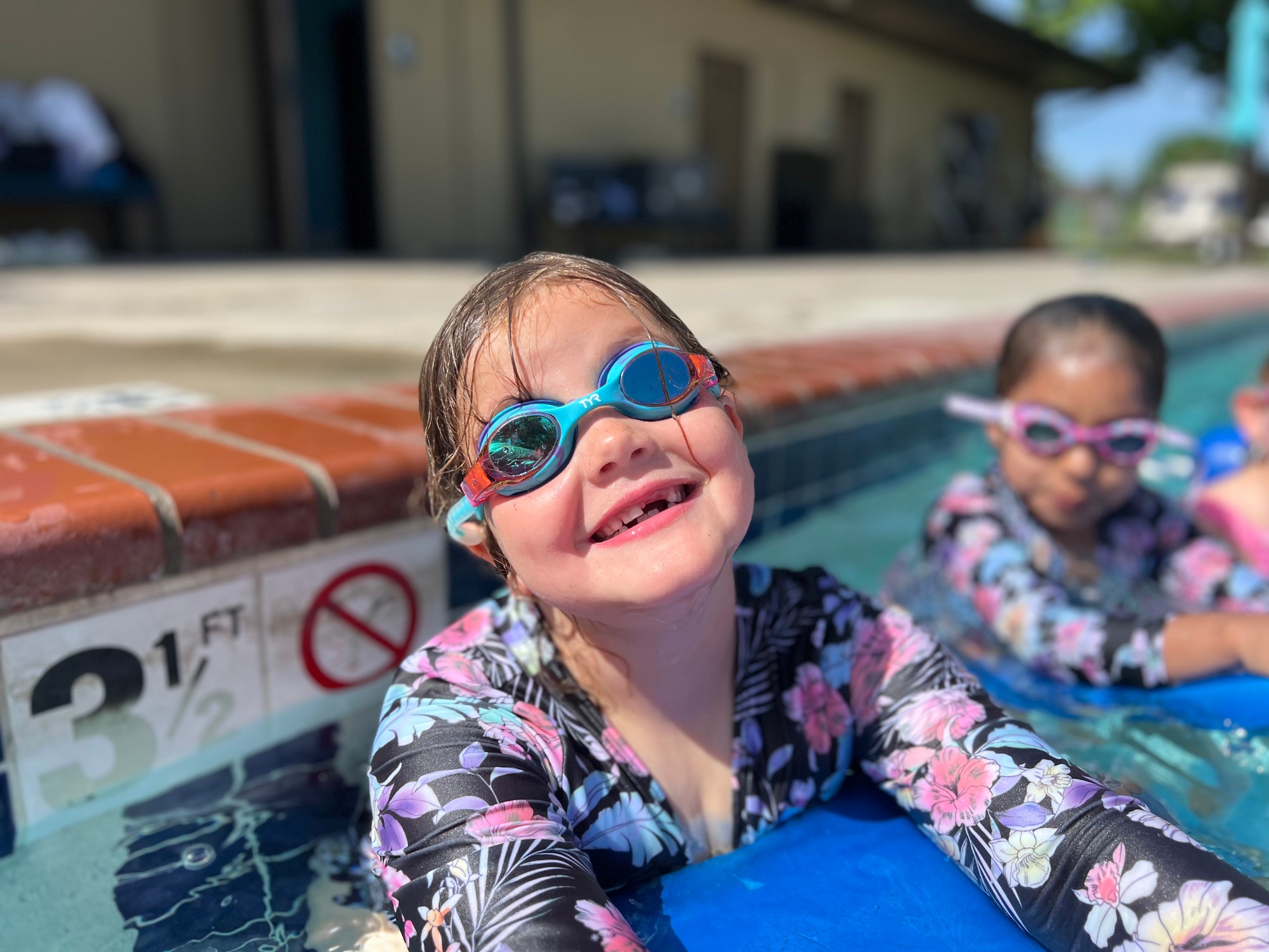 Columbine Country Club Swim and Dive Home