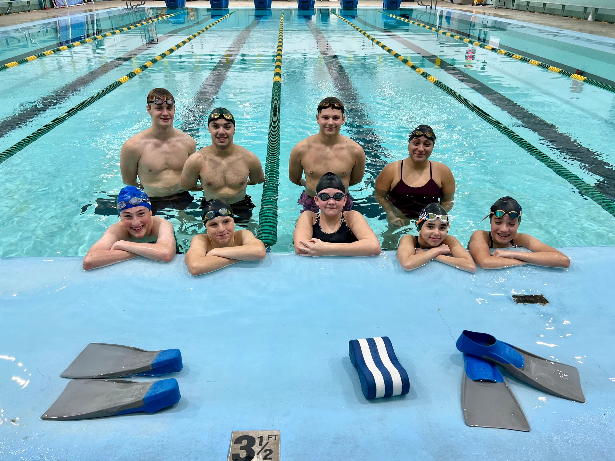 Sharks Swim Club, Inc. Home