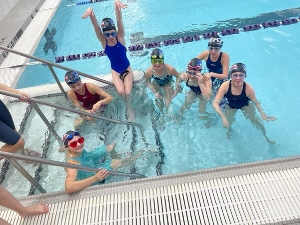 Mid Michigan Aquatics Hurricanes Home