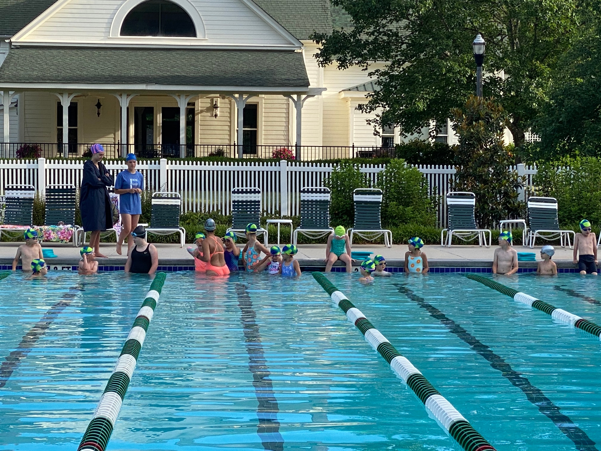 SummerGrove Swim team Home